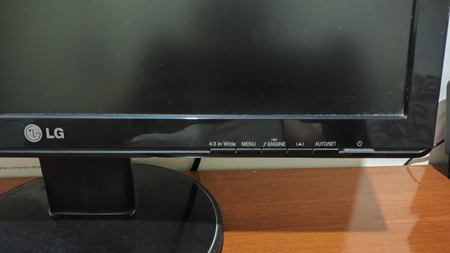 LG монитор для компьютера