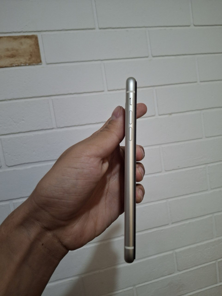 Iphone 11 ideal …….