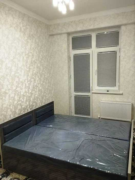 Farxadski bozori yaqinida fayzli xonadon 2/4/ 9