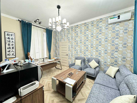 Продаётся   дом под офис Ор-р:  Ракатбоши  850м2