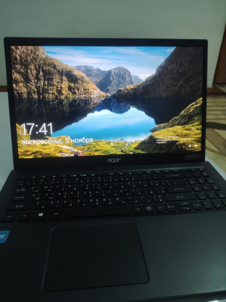 Acer Extensa 15 .