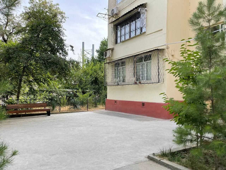 Юнусабад массив Кашгар Уютная Однокомнатная квартира 4/4 (J3501)