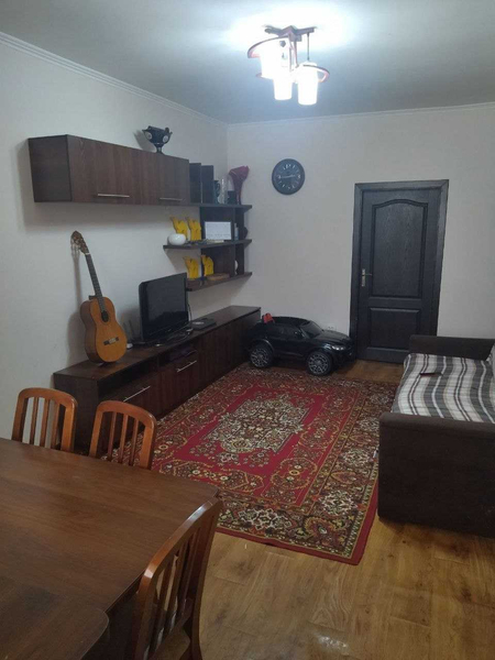 谷 125279 谷 Chilonzor tumanida kvartira sotiladi [47 м²]