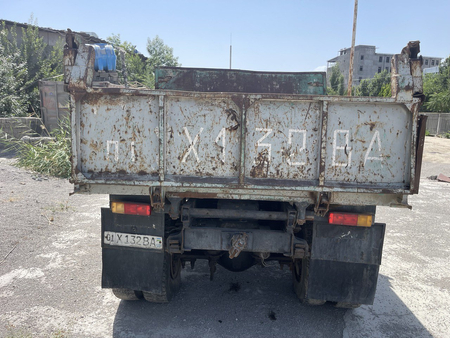 Продаются ЗИЛ 130. В хорошем состояние.