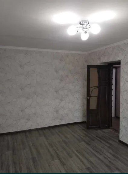 Сотилади Чиланзар Актепе 1//4//4 Кирпич