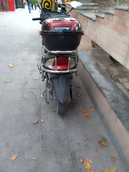 Skutr xolati zur aybi yoq