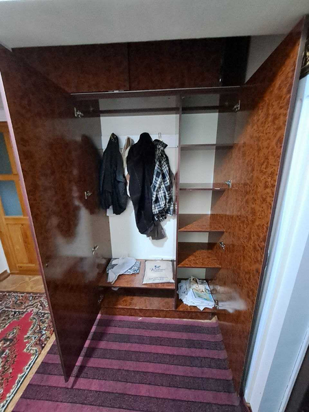 Продаётся прихожка