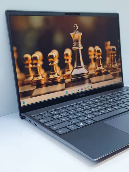 Asus Zenbook Core i5 11 avlod