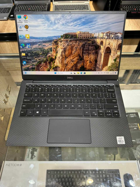 DELL XPS 13 Intel Core i5-10210U озу8гб 256ssd