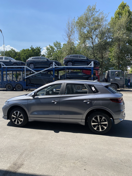 Byd E2 mokriy rangi