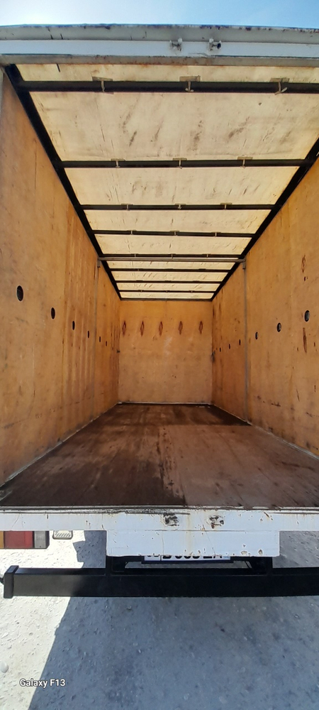 Isuzu senji NPR 82LKL5VAY