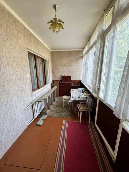 Юнусабад-11. 3/1/4. 70м2. Панель. 2*6 балкон.