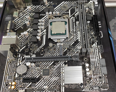 ASUS PRIME H510M-K DDR4\\nSocket 1200 10th 11th Gen\\nCpu - i5 10400F\\nKaro