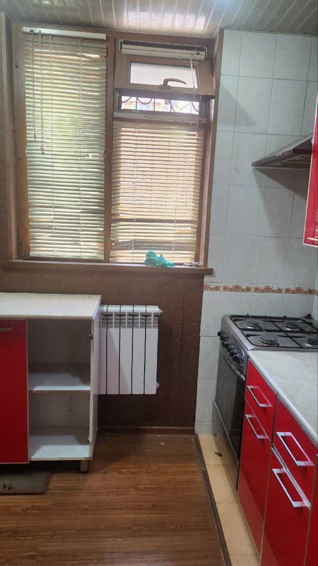 Продажа квартири в учтепинский 13й р-н 3дом 17кв 4/1/5 с подвалом 2х6