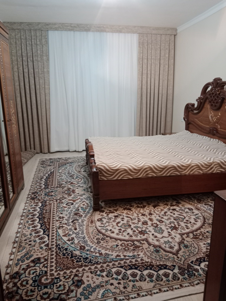 Hovli ijaraga beriladi