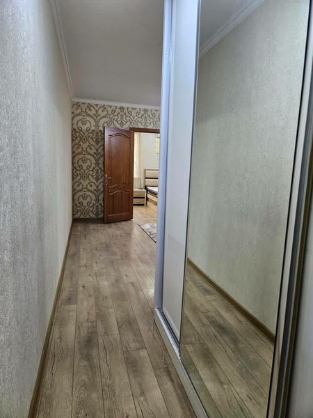 Янги Ташми Беруни метро якин 2 хонали
