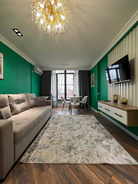 м.Ойбек Ц-7 Vohha Brasserie 1(2)-комн 5/9 42 м² евроремонт меб/тех