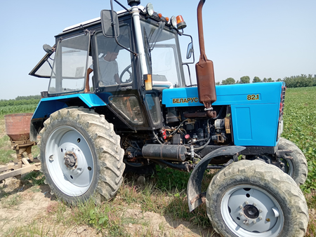 Belarus mtz traktor 82.1 sotiladi