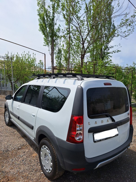 ВАЗ Lada Largus cross 2020 sotiladi.