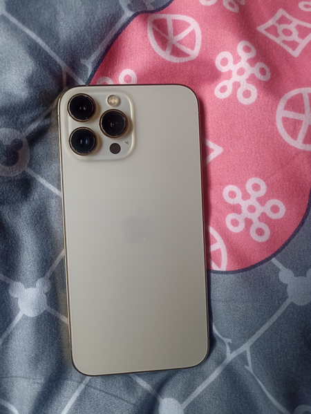 Iphone 13 pro max 128 taolo srochna 600$