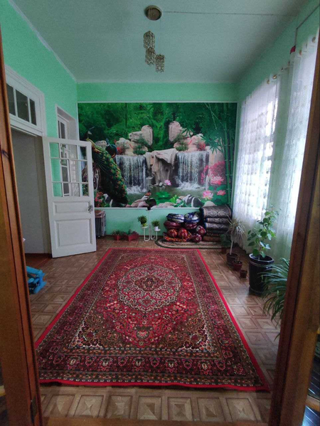 Продается 4х комнатная  Вторичка.  Адрес;  Некрасова.