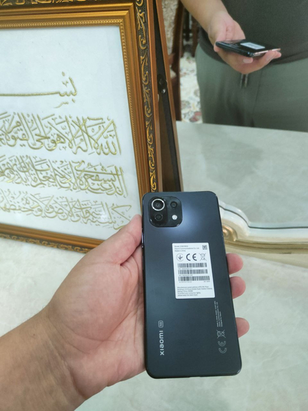 11 Xiomi lite 128 gb holati yaxshi