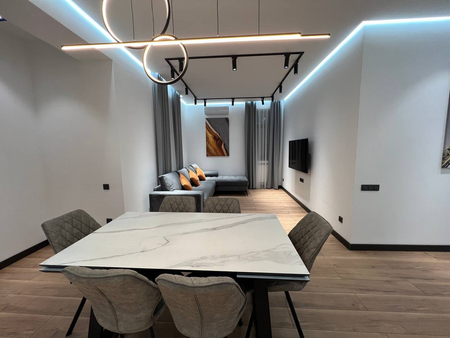 ПРОДАЕТСЯ 2/4/8
НОВОСТРОЙКА
ЖК Parisien
Golden House
(Яккасарайский ра