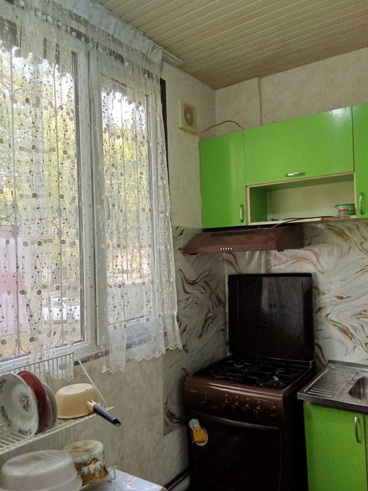 Продается квартира Чиланзар 17 2 комнатная переделанная в 3/1/4