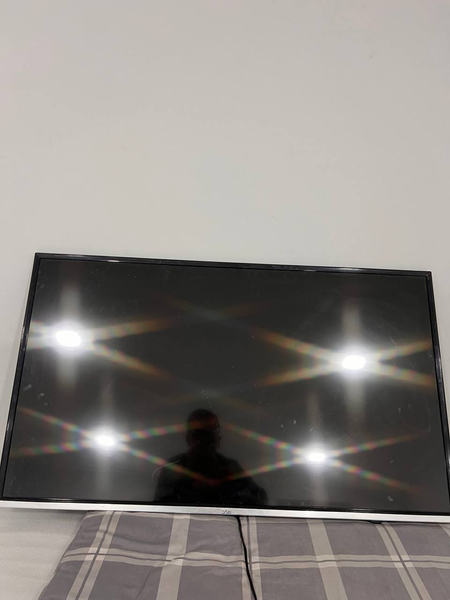 Artel TV LED 49/9000 Smart Full HD (124см)