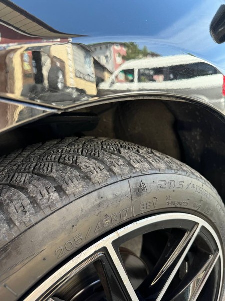 Vossen R17/205/45 diska balon sotiladi 350$