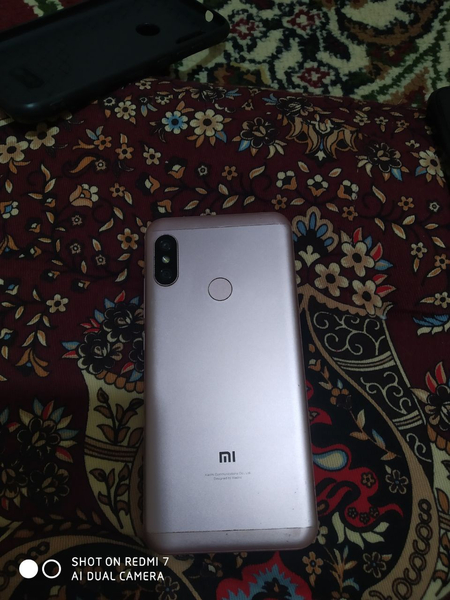 Redmi 6 ori sotiladi srochniyga