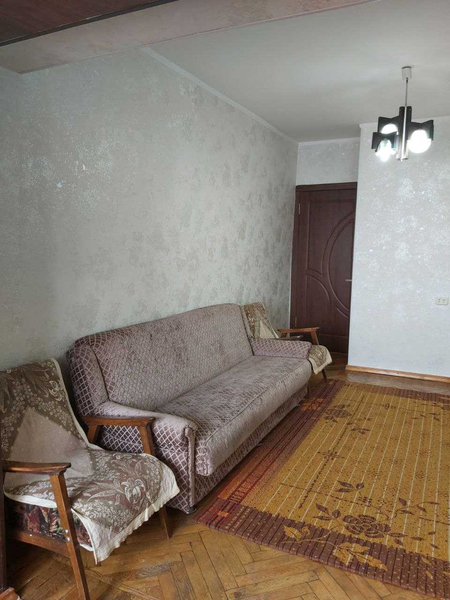 Аренда Ракат 4-х комн, массив Абдуллаева, парк Бабура