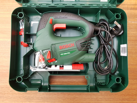 Электролобзик Bosch PST 800 PEL
