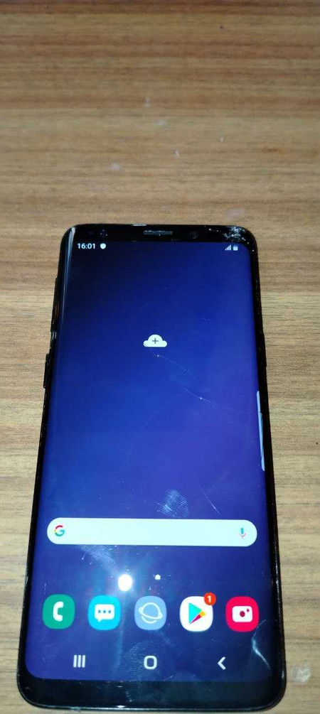 Samsung Galaxy S9 (есть трещины)