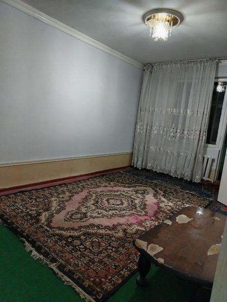 LUBBOYIGA CHilanzoR 17 Kv 3 Xona Ortacha RemonT Xolodenik Gilam shkafi