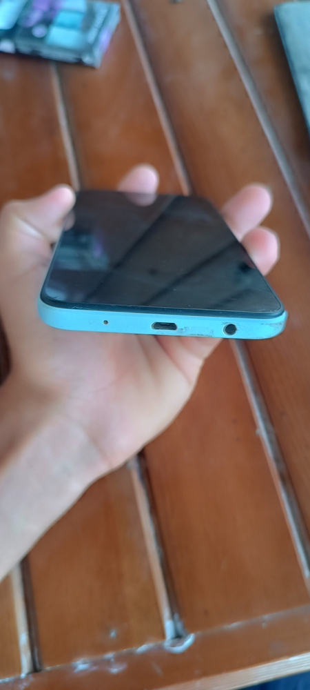Telefon sotiladi