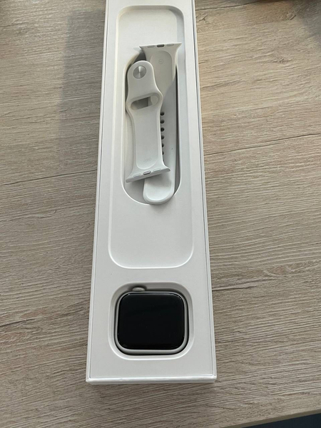 Apple Watch Series 8