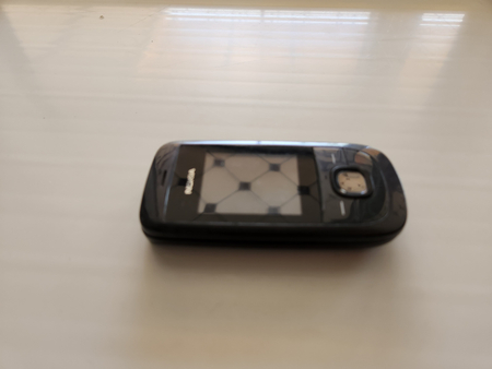 Nokia модель 2220S