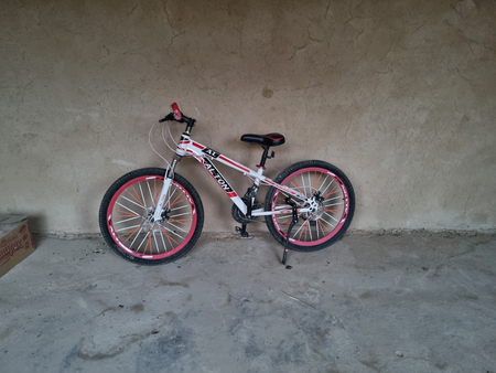 Veloseped sotiladi