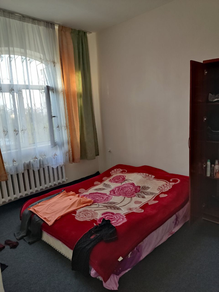 Срочно Продаётся 2-х квартира Юнусабад 9кв, 64²  2/4/4 кирпич