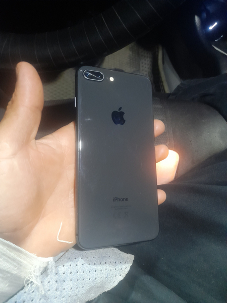 Iphone 8 plus 77 yomks