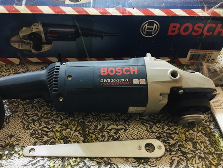 Немецкая болгарка BOSCH PROFESSIONAL ORIGINAL (Немецкой сборки)