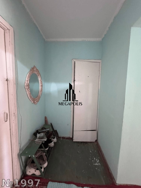 Продаётся квартира без маклера 2 комнатная 4 этаж адрес конечка