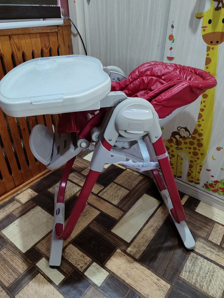 Стульчик для детей chicco magic
