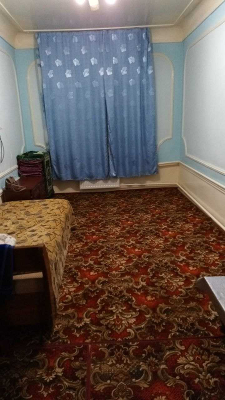 Hovli joy sotiladi