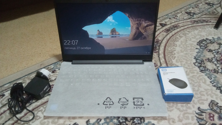 Lenovo noutbuki satiladi