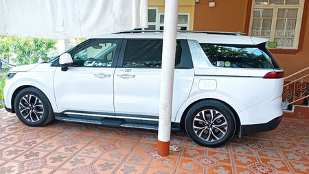 Kia cornoval 2021