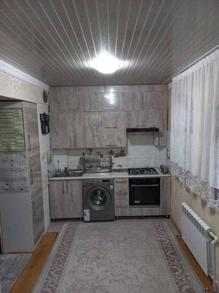 Срочно продаётся квартира 2/2/4 Учтепа,Чиланзар-21 квартал.