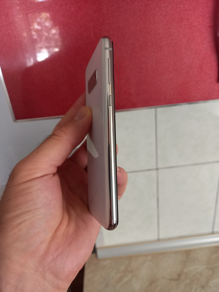 Samsung s10e идеально