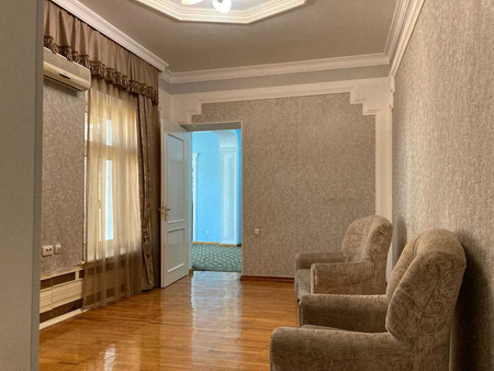 Дом в аренду для жилья или под офис